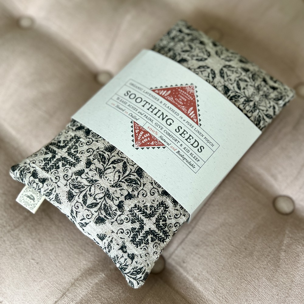 The Botanical - Soothing Seeds Gift box - Under the Stairs